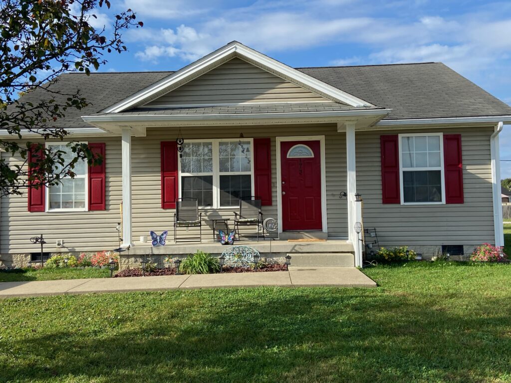 Elizabeth Lodge – Homeland